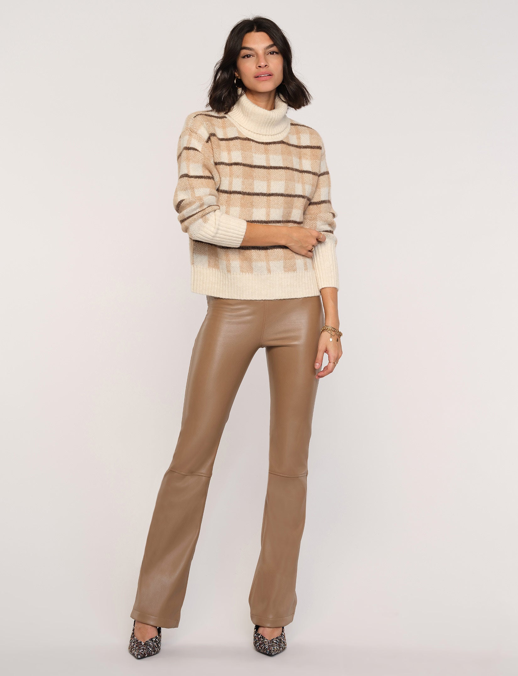 Tops for Women | Shop Tops, Blouses, Tanks and Camis | Heartloom US