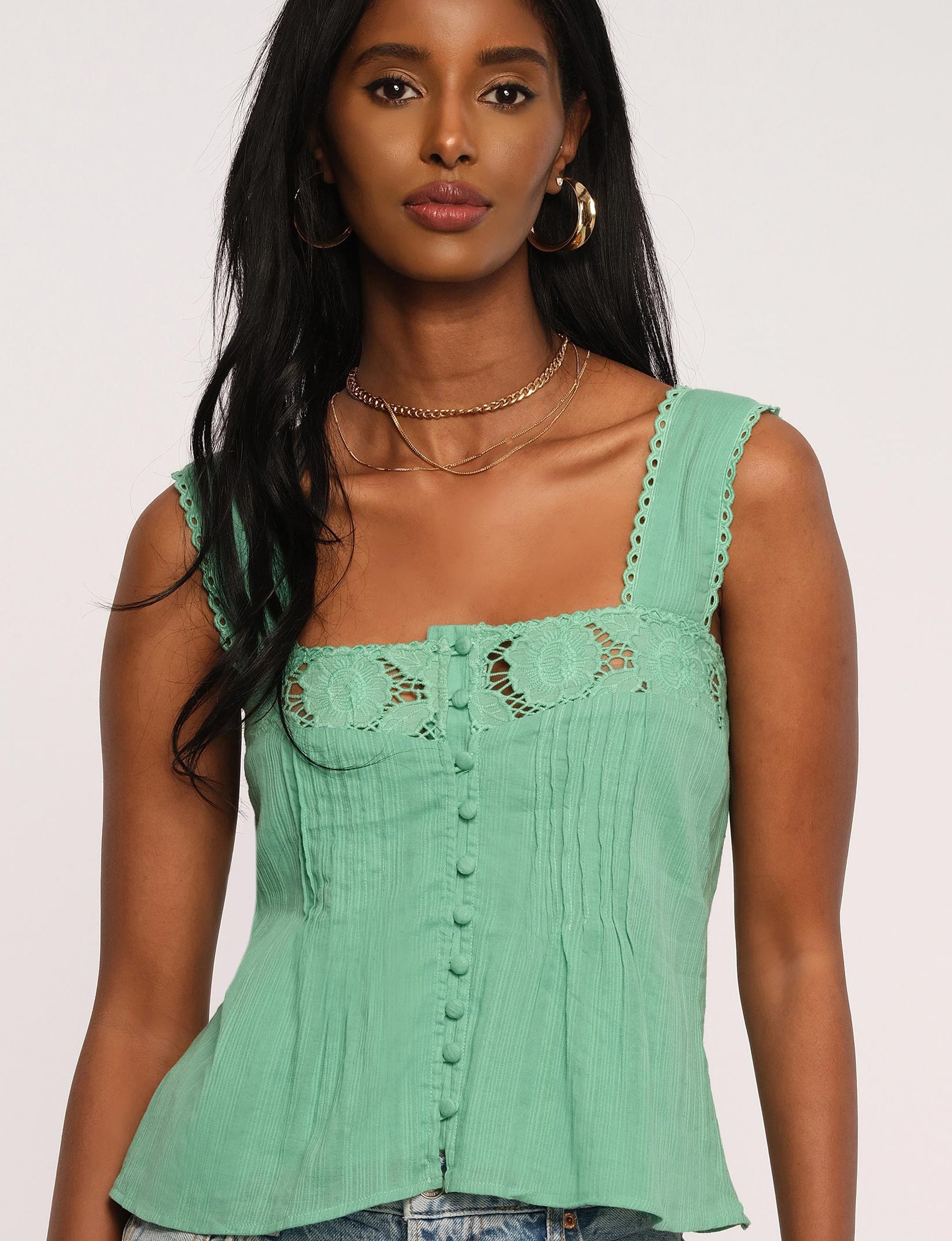 Tia Top – Heartloom